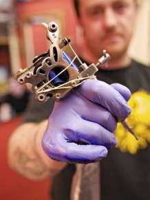 30 Different Popular Kinds of Tattoo Guns for Artists (2019)