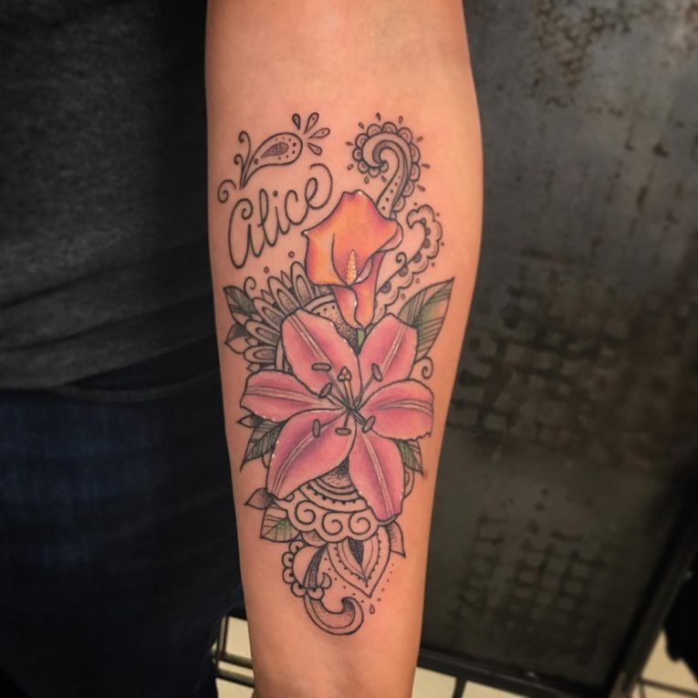 80+ Lily Flower Tattoo Designs & Meaning - Tenderness & Luck (2019)