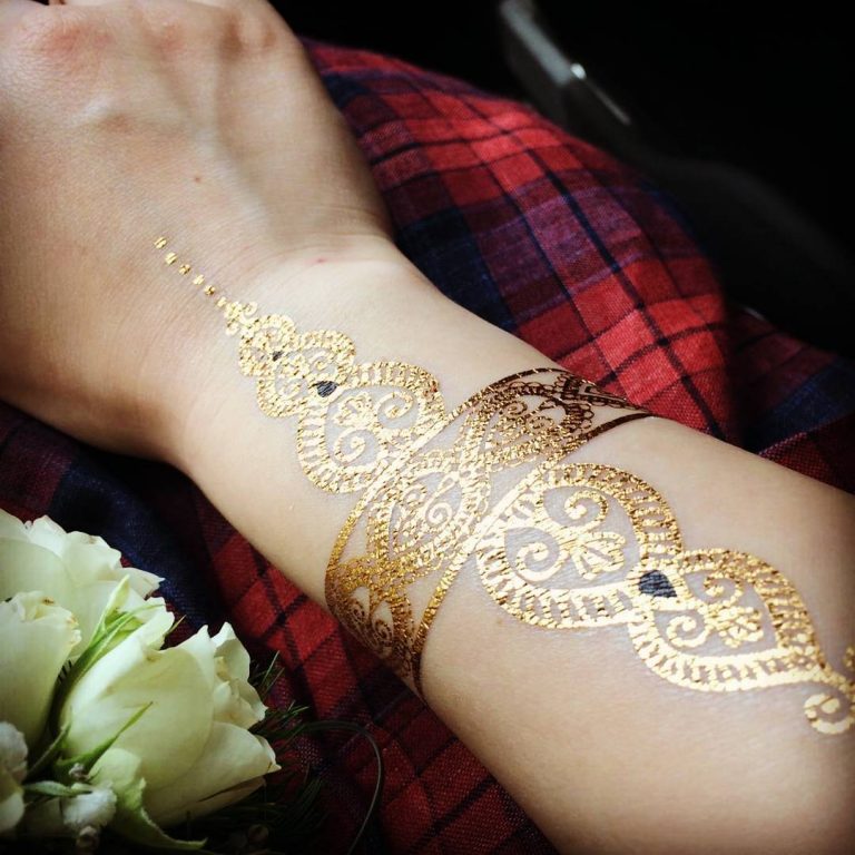 50 Gold Tattoo Designs And Ideas For Women - Feel Like a Queen (2019)
