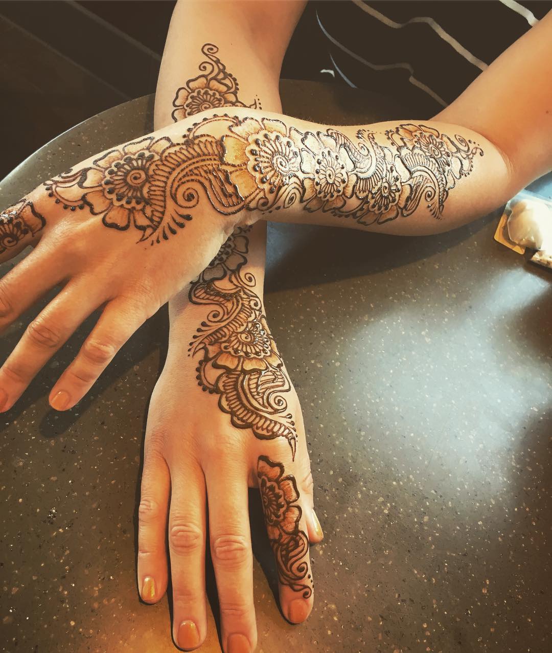 65 Festive Mehndi Designs – Celebrate Life and Love With Henna Tattoos