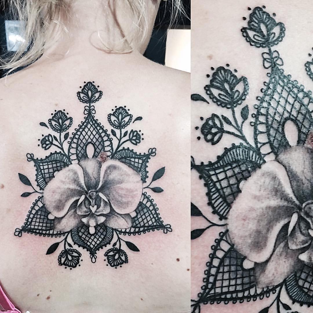 95+ Cute Lace Tattoo Designs – You Have Never Been So Pretty Before