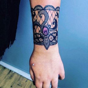 95+ Cute Lace Tattoo Designs – You Have Never Been So Pretty Before