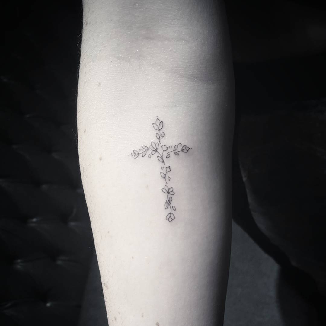 50+ Unique Small Cross Tattoo Designs - Simple and Lovely yet Meaningful