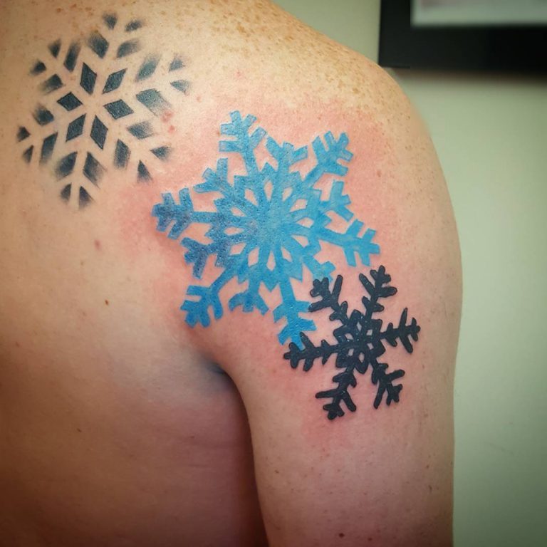 75+ Cute Snowflake Tattoo Ideas – Express Yourself With Icy Little Marvels