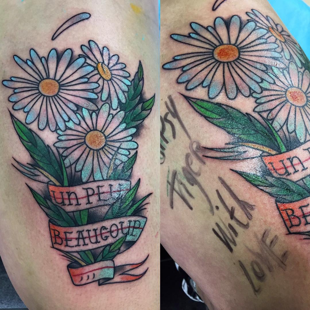 85+ Best Daisy Flower Tattoo - Designs & Meaning (2019)