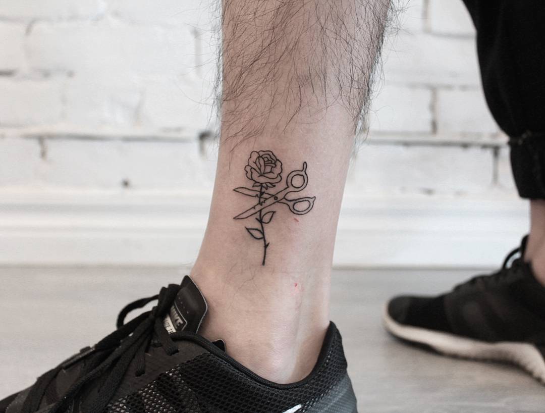 95+ Best Simple Tattoos Designs & Meanings — [Trends of 2019]