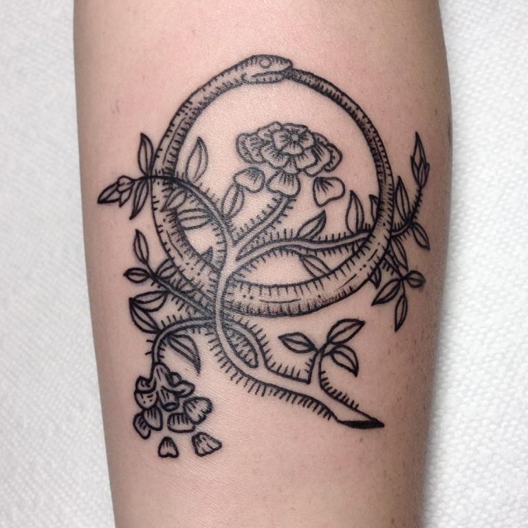 60+ Mythical Ouroboros Tattoo Ideas – What Goes Around Comes Around