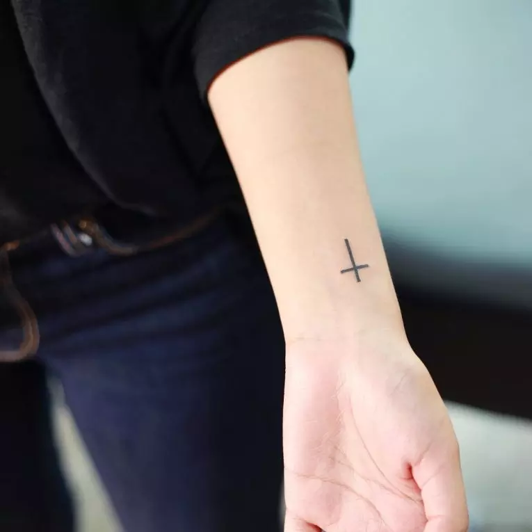 50+ Unique Small Cross Tattoo Designs - Simple and Lovely yet Meaningful