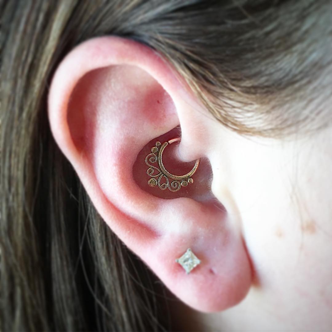 The Edgy Cartilage Piercing - 60 Best Ideas & Rules[2019]