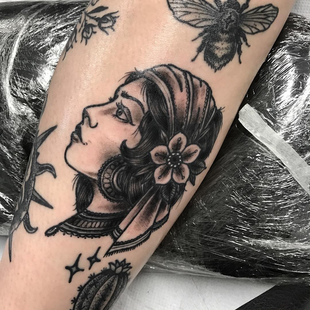 65 Enchanting Gypsy Tattoos - Designs and Meaning[2019]