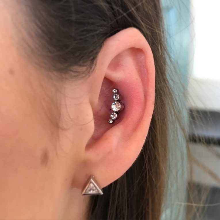 60 Best Conch Piercing Ideas - All You Need to Know (2019)