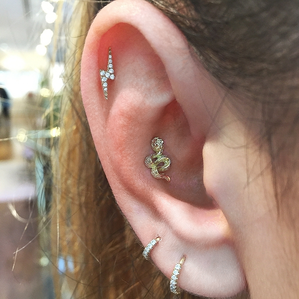 60 Best Conch Piercing Ideas - All You Need to Know (2019)