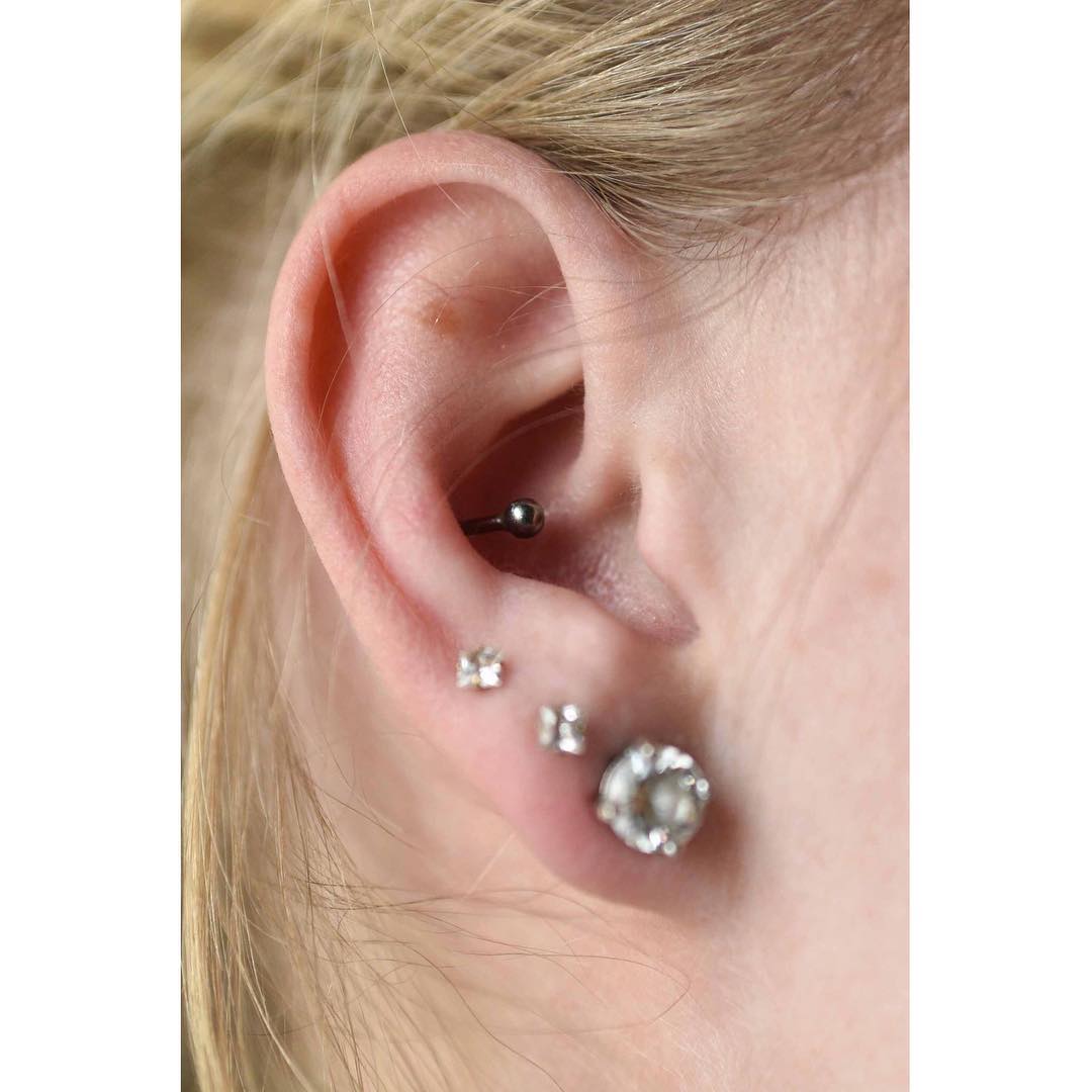 60 Best Conch Piercing Ideas - All You Need to Know (2019)