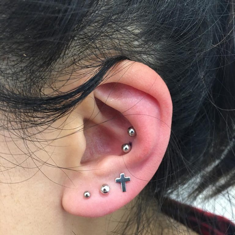 60 Best Conch Piercing Ideas - All You Need to Know (2019)